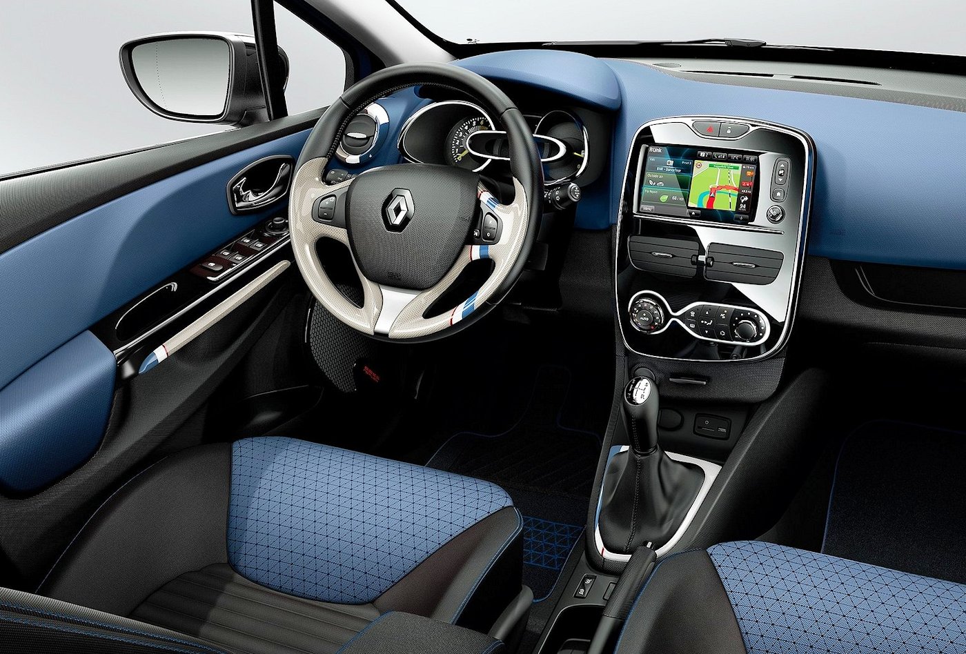 Intérieur Clio 4 2012-2018 : (Finition des plastiques, volume de coffre ...