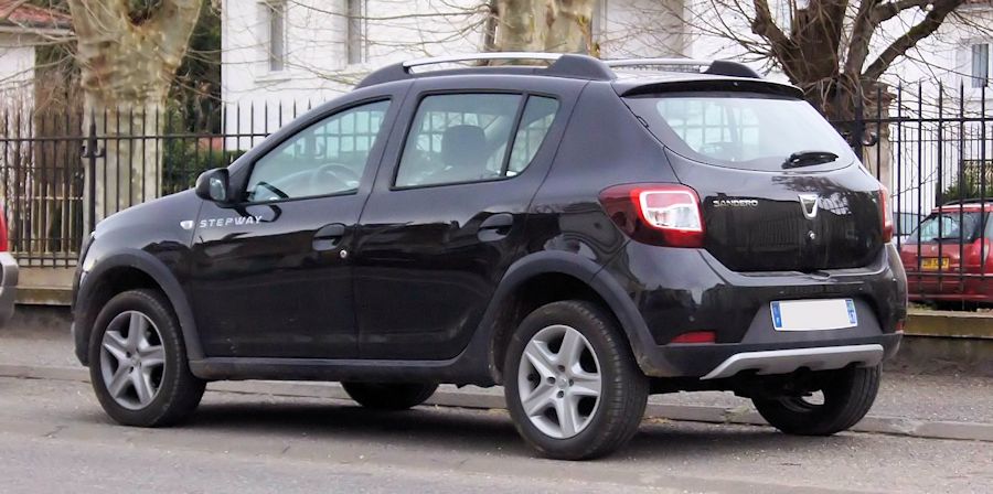 L'essai à 360 degrés de la Dacia Sandero 2 (2012-2020) ainsi que les ...