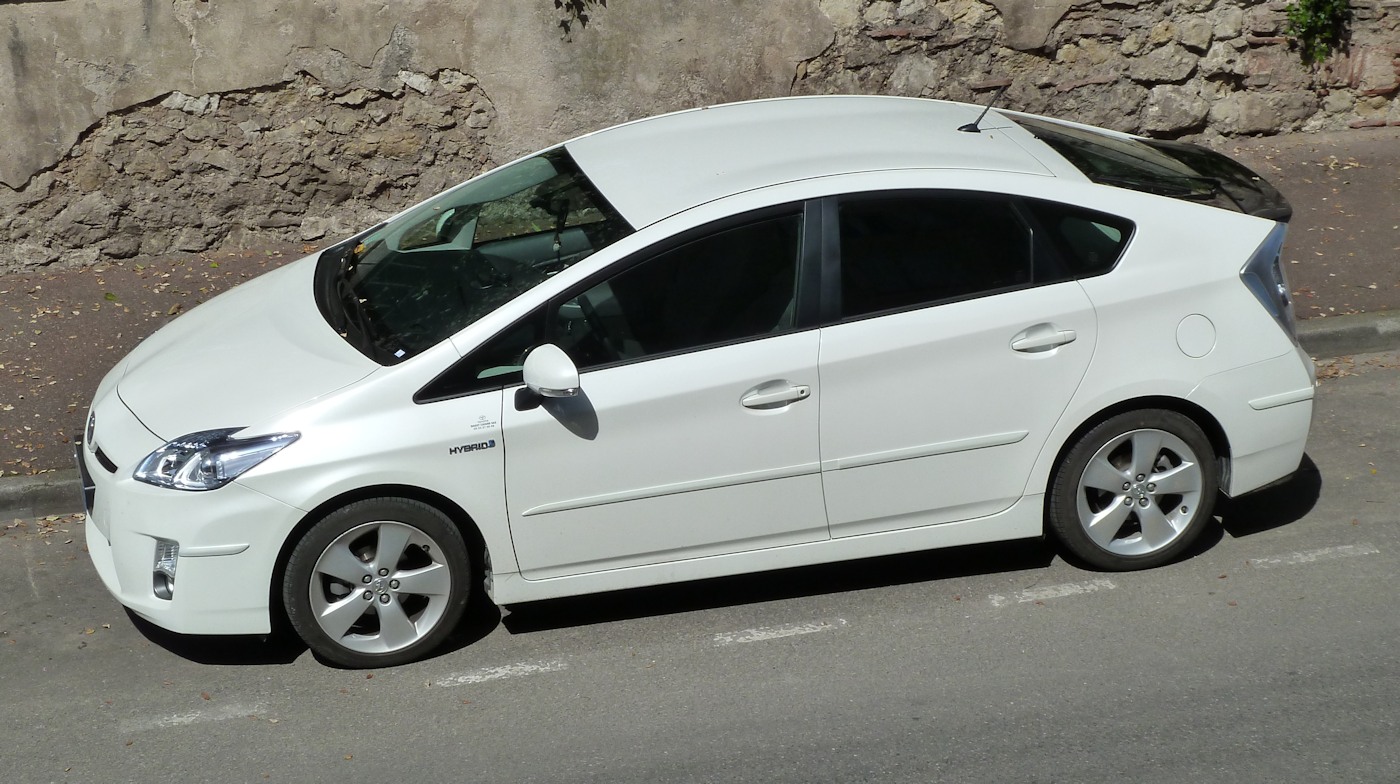 Avis Toyota Prius 3 42000KM 2009 PRIUS 3 DYNAMIC 2009-2015