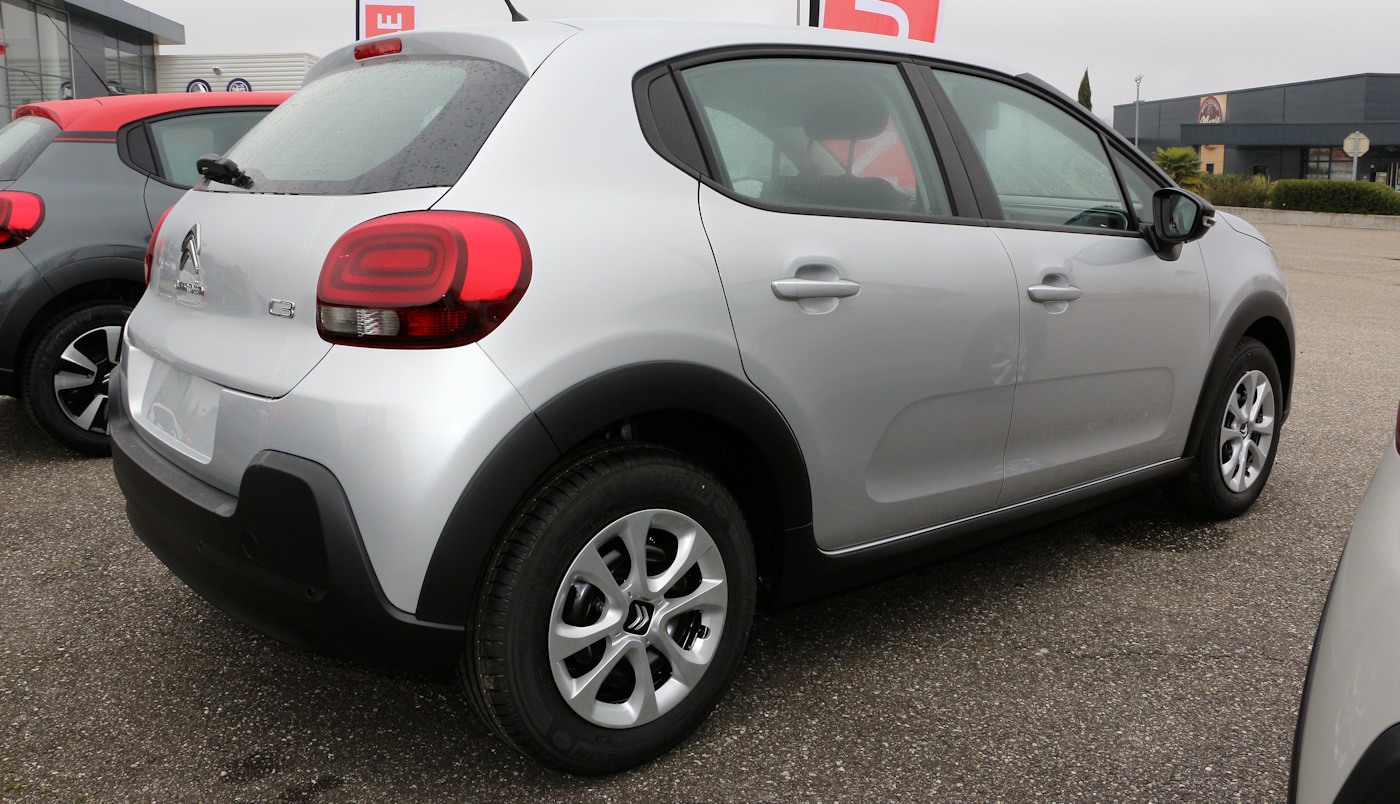 Citroen C3 Iii 1.2 Puretech 82 Ch : L'essai Et Les 52 Avis.