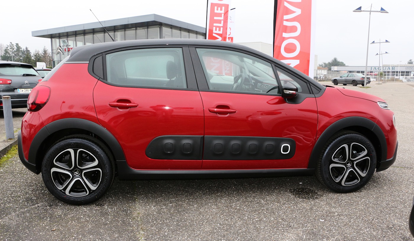 Citroen C3 III 1.2 PureTech 82 ch : L'essai et les 64 avis.