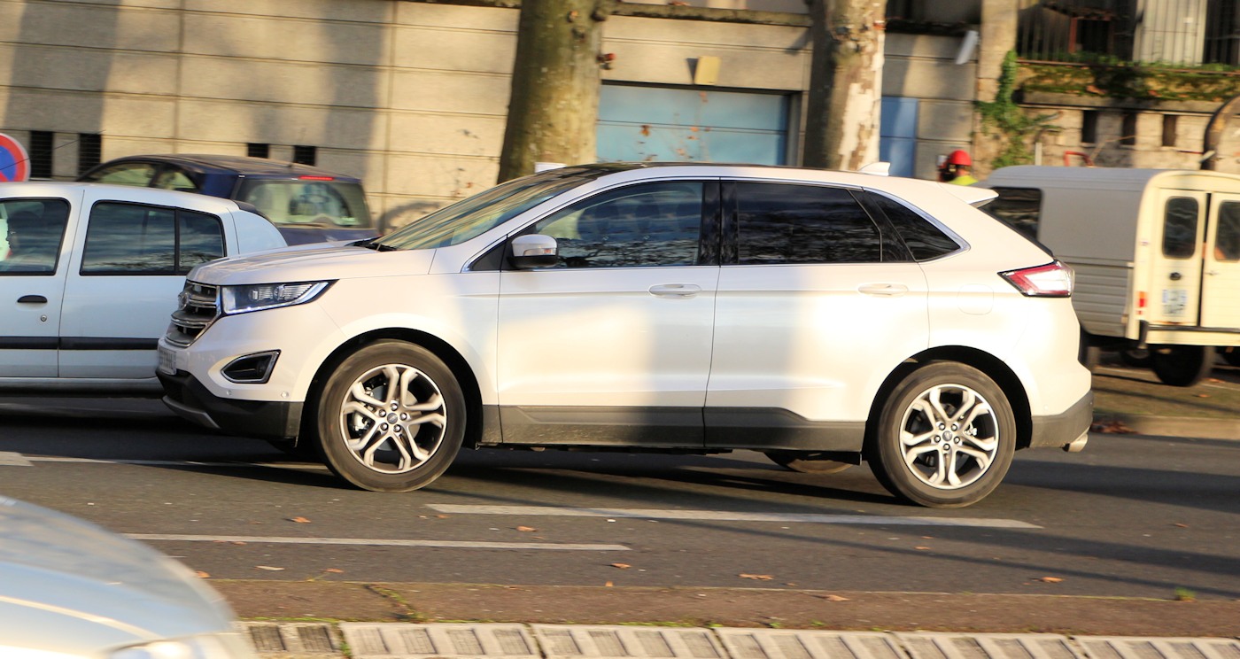 Fiche technique ford Edge 2016-2020 Toutes les spécifications ...
