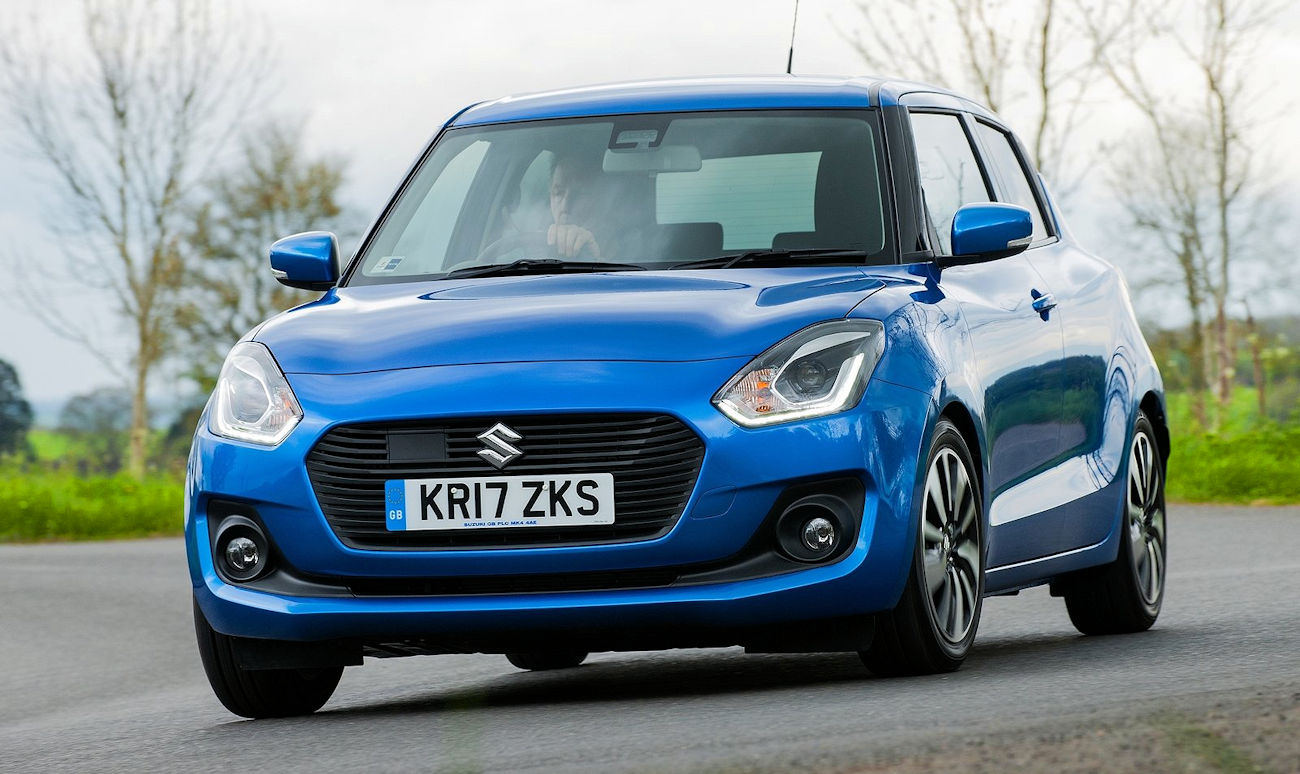 Intérieur Swift 3 2017 : (Finition des plastiques, volume de coffre et ...