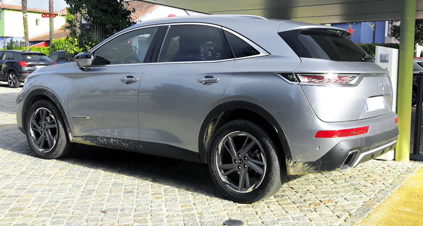 Ds DS7 Crossback 1.6 Puretech 225 ch : L'essai et les 23 avis.