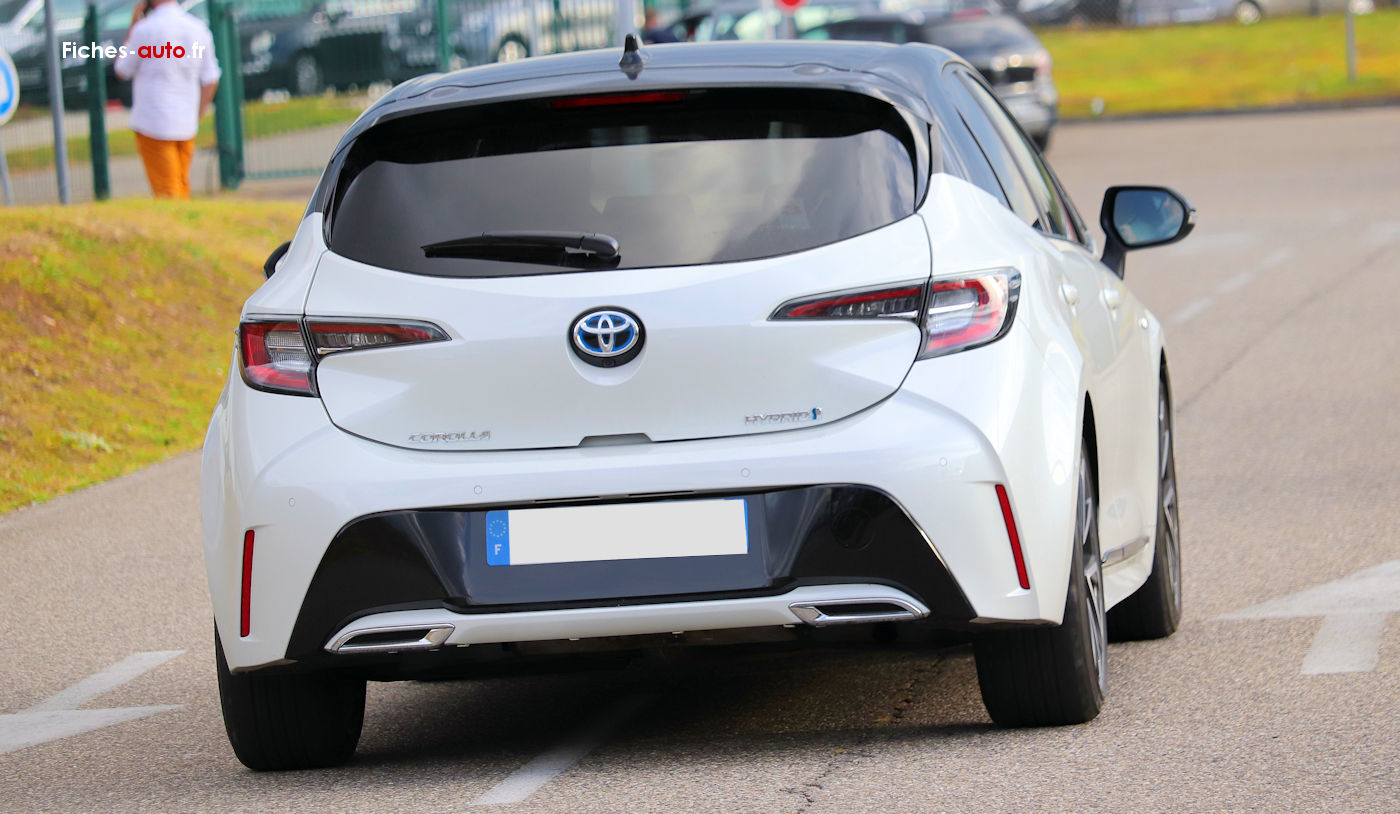 Fiche technique toyota Corolla 2019 Toutes les spécifications ...