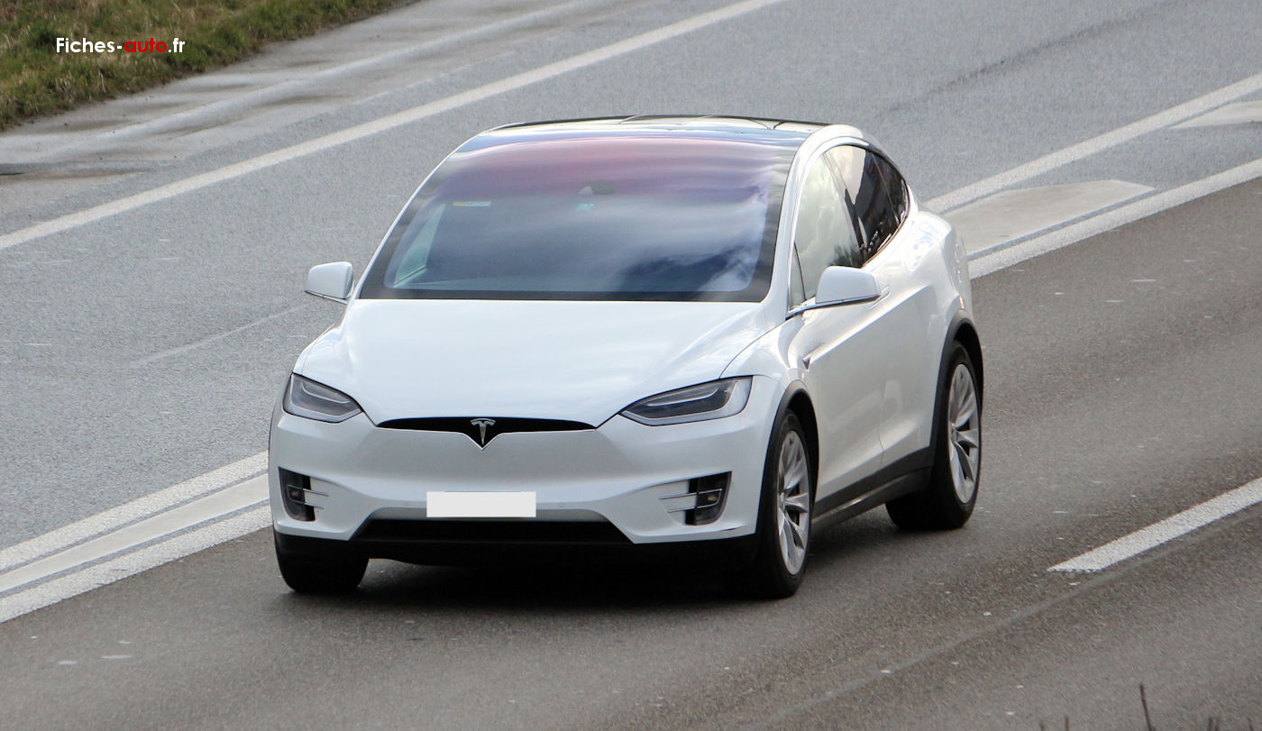 Essai du Tesla Model X 2016-2021 : La plus dépaysante des Tesla ? (+ 10 ...