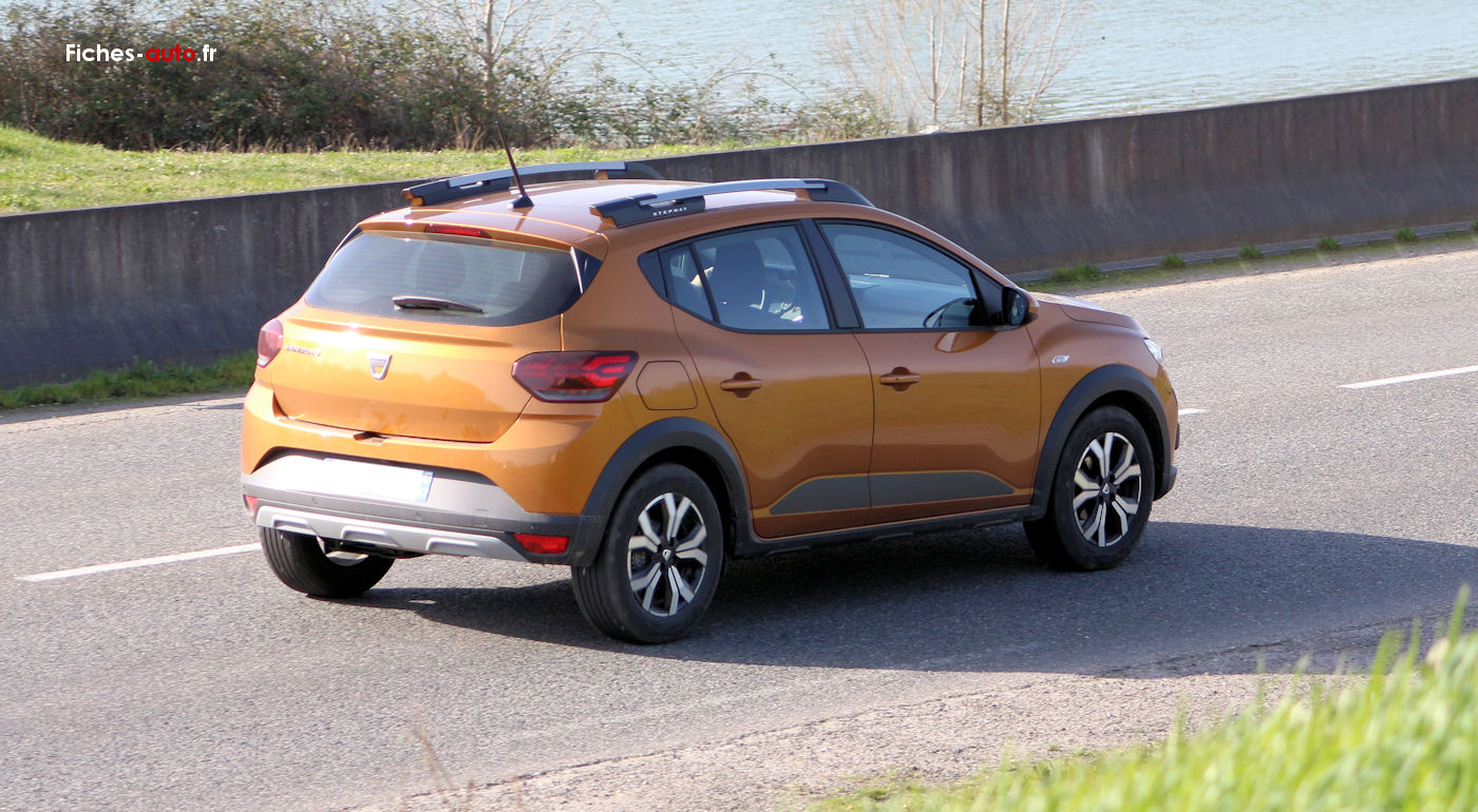 Dacia Sandero 3 1.0 TCE 90 ch : L'essai et les 35 avis.