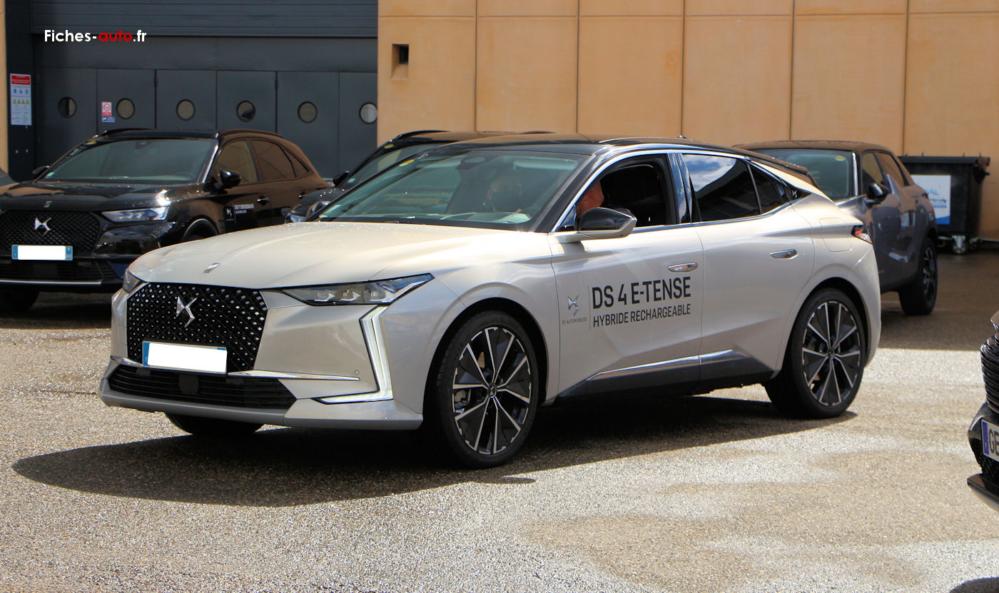 Fiche technique ds DS4 2022 Toutes les spécifications : longueur, poids ...