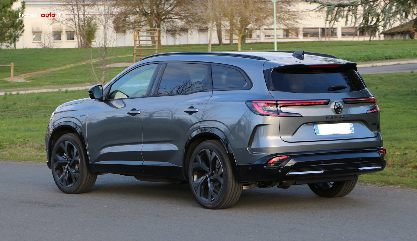 Essai du Renault Espace 6 2023 : le meilleur plan du côté des grandes ...