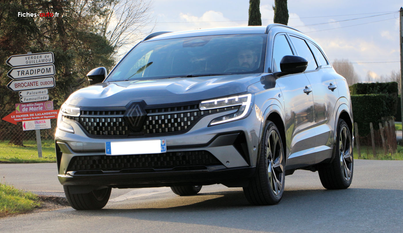Fiche technique renault Espace 6 2023 Toutes les spécifications ...