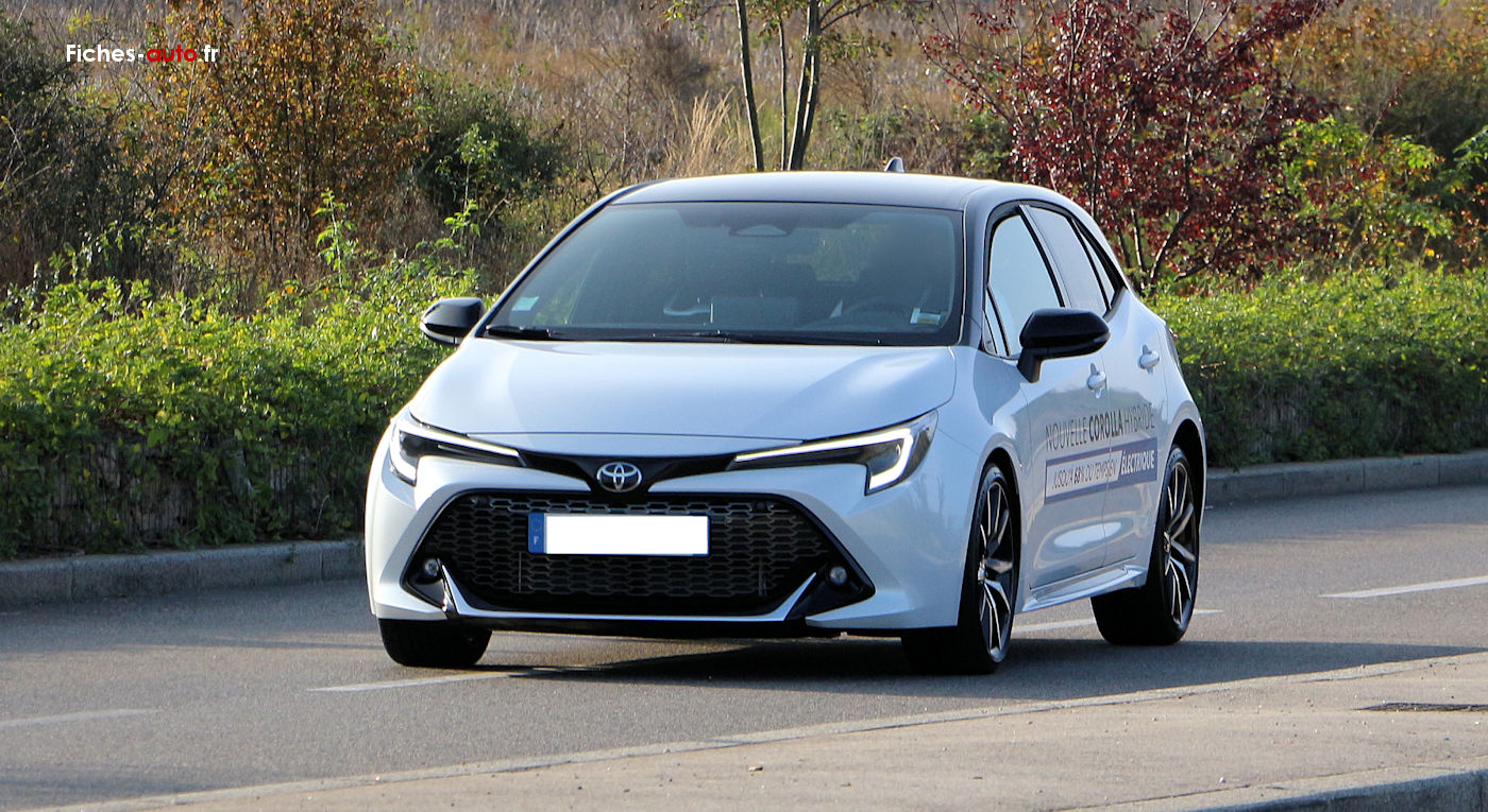 Essai de la Toyota Corolla 2019 : hybride plaisir ? 122h ou 180h ...