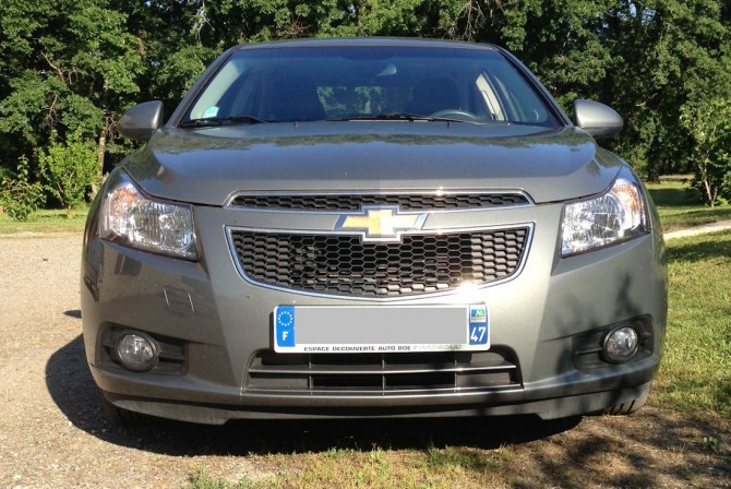 Chevrolet Cruze 2.0 VCDI 163 ch : L'essai et les 51 avis.