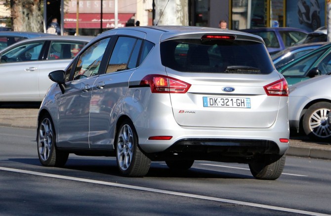 Ford B-max 1.0 Ecoboost 125 ch : L'essai et les 46 avis.