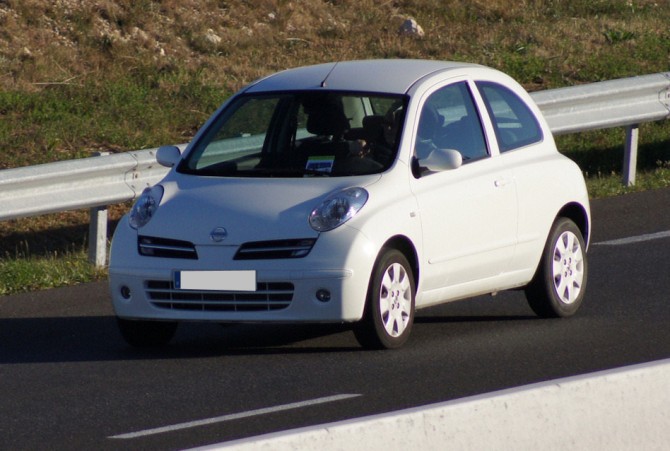 Nissan Micra III 1.2 80 ch : L'essai et les 30 avis.
