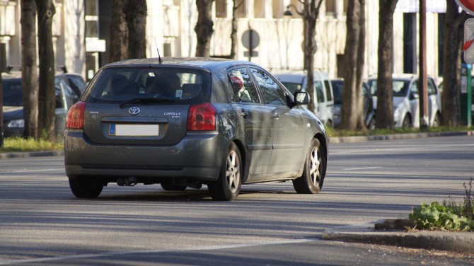 Toyota Corolla 1.4 D4D 90 ch : L'essai et les 61 avis.