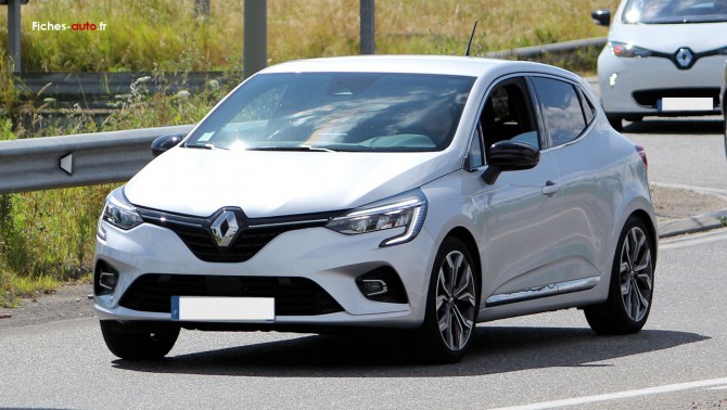 Essai de la Renault Clio 5 2019 : Meilleure que la 208 ? (+ 302 avis)
