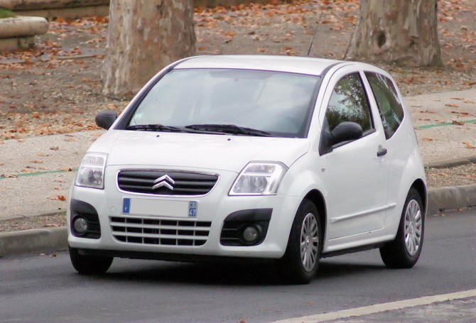 Citroen C2 1.1 60 ch : L'essai et les 25 avis.