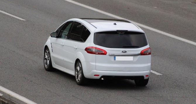 Ford S-Max 1.8 TDCI 125 ch : L'essai et les 39 avis.